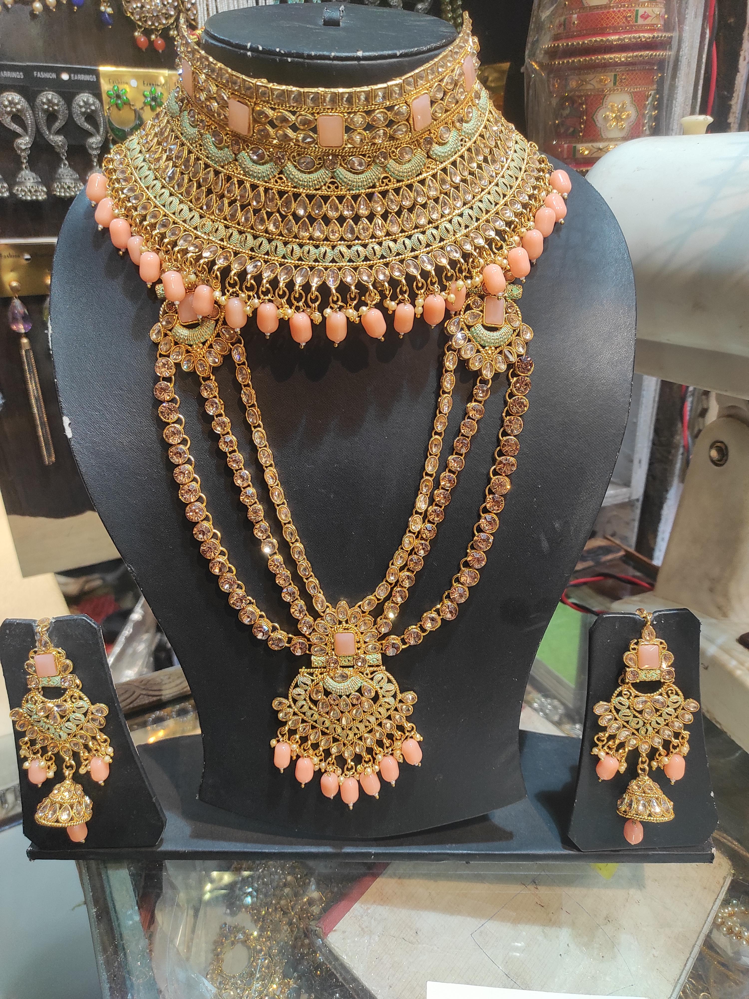 Limeroad jewellery store